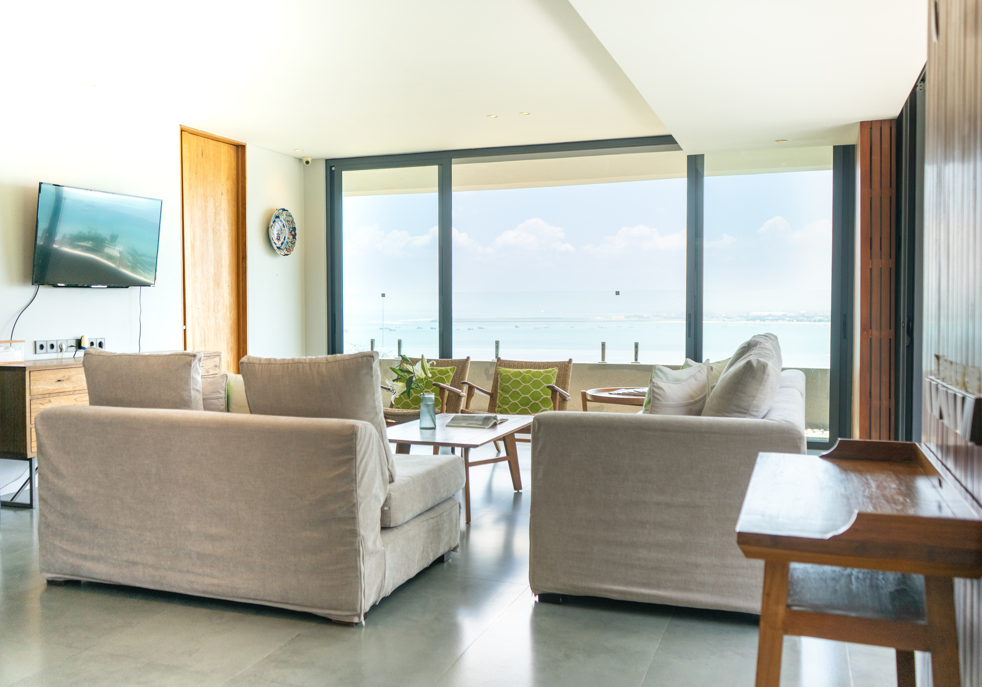 Santos Cliff View by Nakula in Kuta Selatan | 2025 Updated prices ...