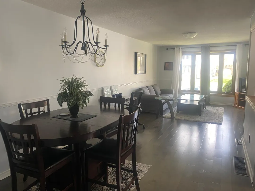 Napaeno's Place - Home Away From Home - Kingston