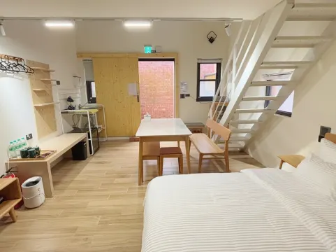 Lukang Deerhome B&b - 루강 진