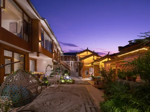 Yinxiju Hotel - Lijiang