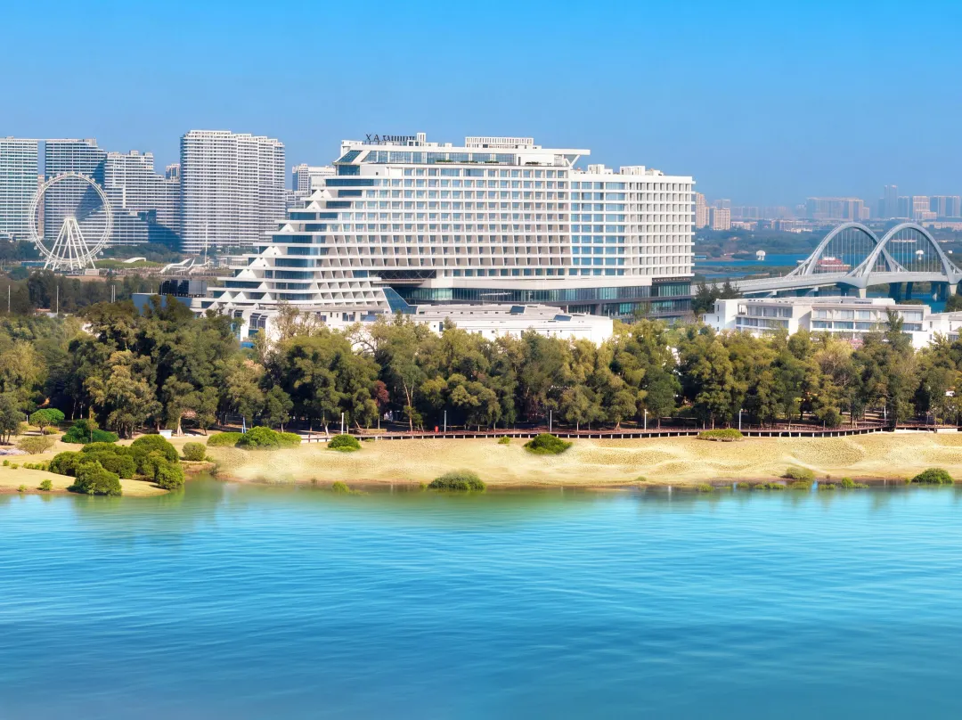 Hualuxe Beihai Silver Beach Resort By Ihg - Beihai