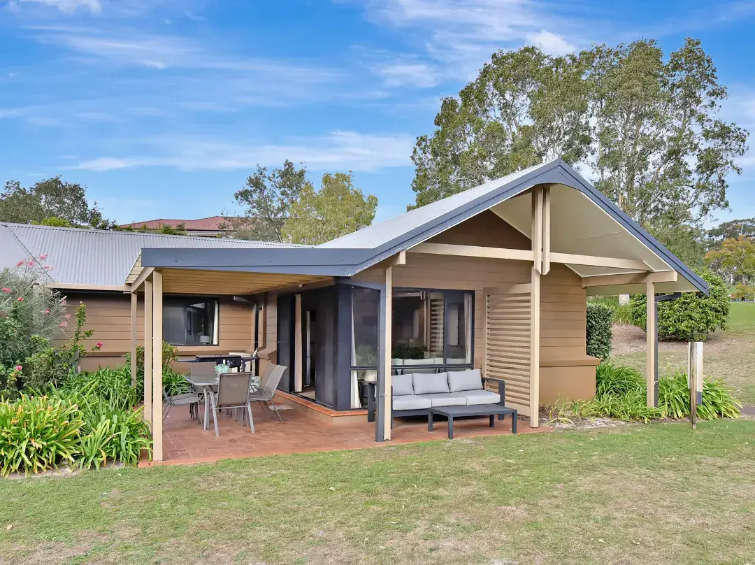 Golf & Beach Bliss: Book Direct In Salamander Bay - Anna Bay