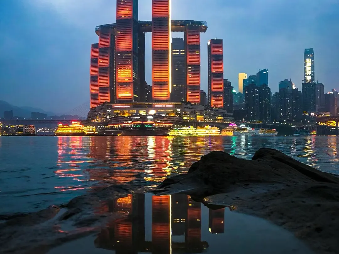 Chongqing Jiefangbei Chaotianmen Wanbai Hotel - 重慶市