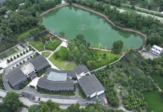 Lin jiang xian Health Resort(临江仙养生度假酒店), Chengdu - 2025 Latest Prices ...
