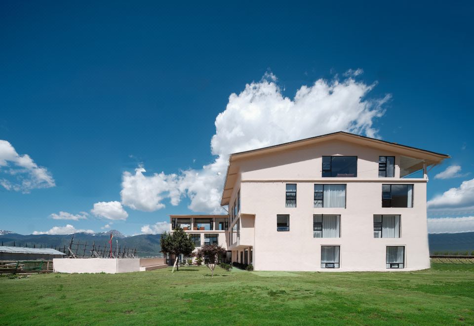 Shangri La Landscape Valley Resort Hotel(香格里拉山水之境 | Holiday·Villa ...