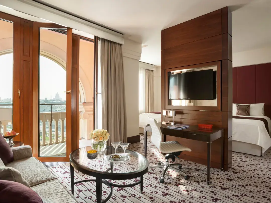 Four Seasons Hotel Moscow - Moscow