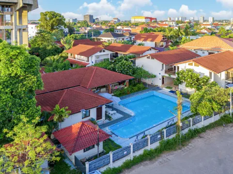 Thanathep Hotel - Wientian