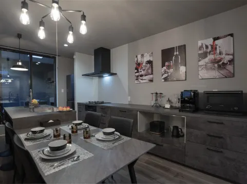 Villa Deluxe @Nishikujo - 5 Minutes By Usj Train, 3 Minutes Walk From Nishi-kujo Station, Max 6ppl - Osaka