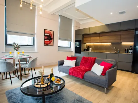 Stylish Manchester City Escape | Walk To Chinatown - Mánchester