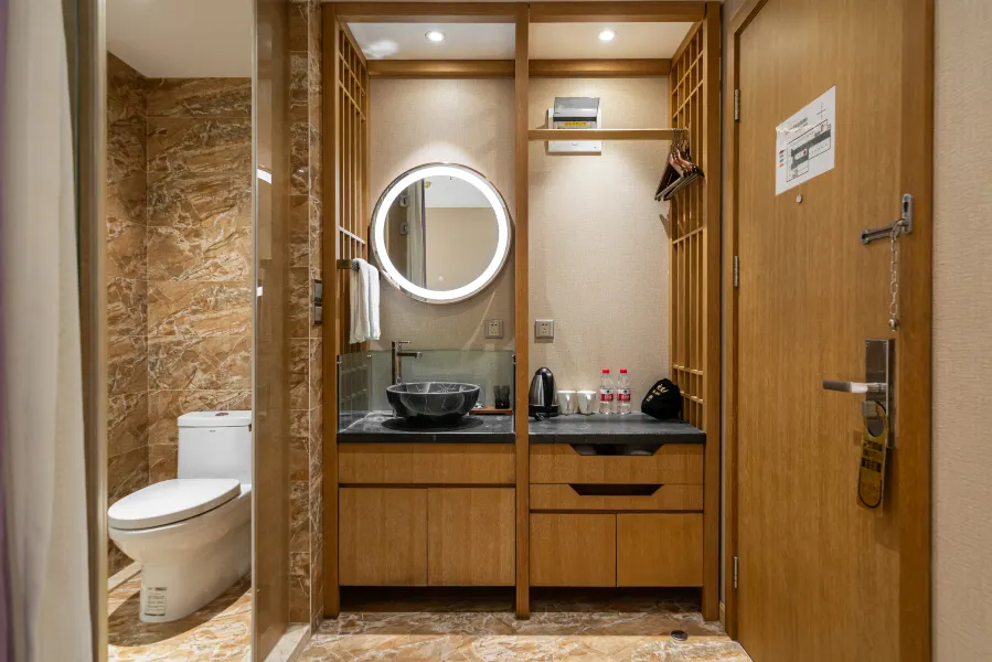 Rezen Meta Tree Hotel (City Center & The Bund, Shanghai) - 203 Verified ...