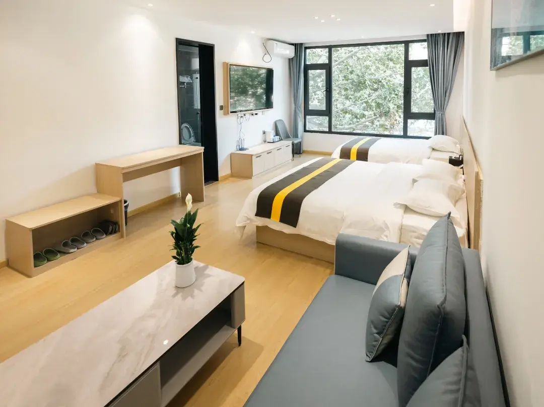 Cangli Yiju Hotel ) - Xi'an