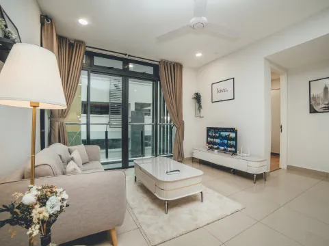 D Wah Retreat Botanika 3br 8pax Mahjong Table - Johor Bahru