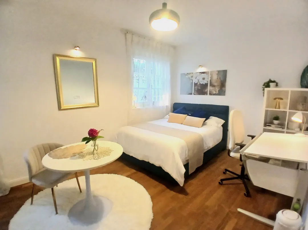 Heine Stay - Meerbusch