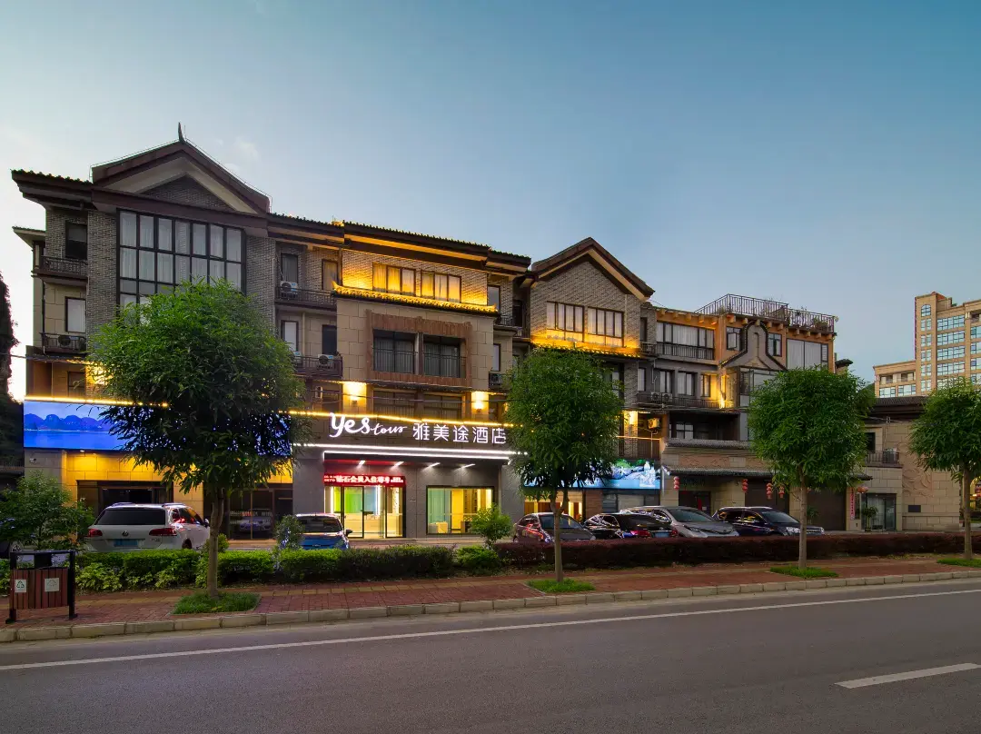 Yestour Hotel - Cao Bằng