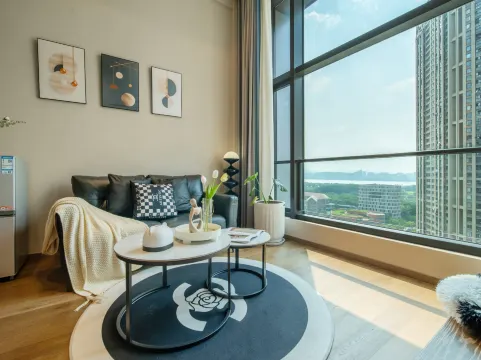 Jialanduo High Altitude River View Resort Apartment - Hangzhou