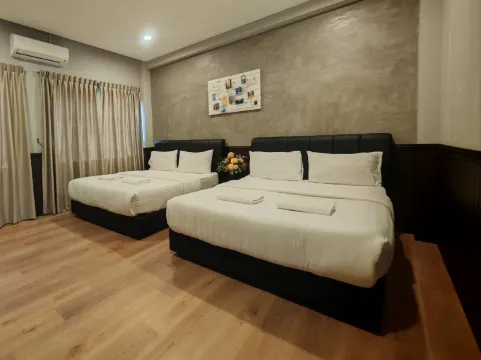 Concrete Jungle Cabin - Kota Kinabalu