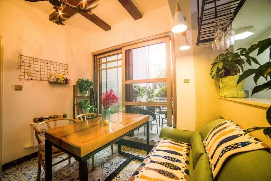 Zhangjiajie Lanshe Muziguliang Chinese Inn - 장자제 시