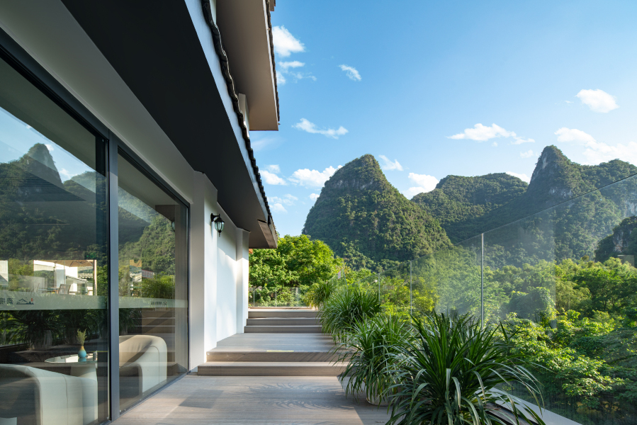 Lijiang Scenery Resort (Yangshuo West Street, Li River Scenic Area ...