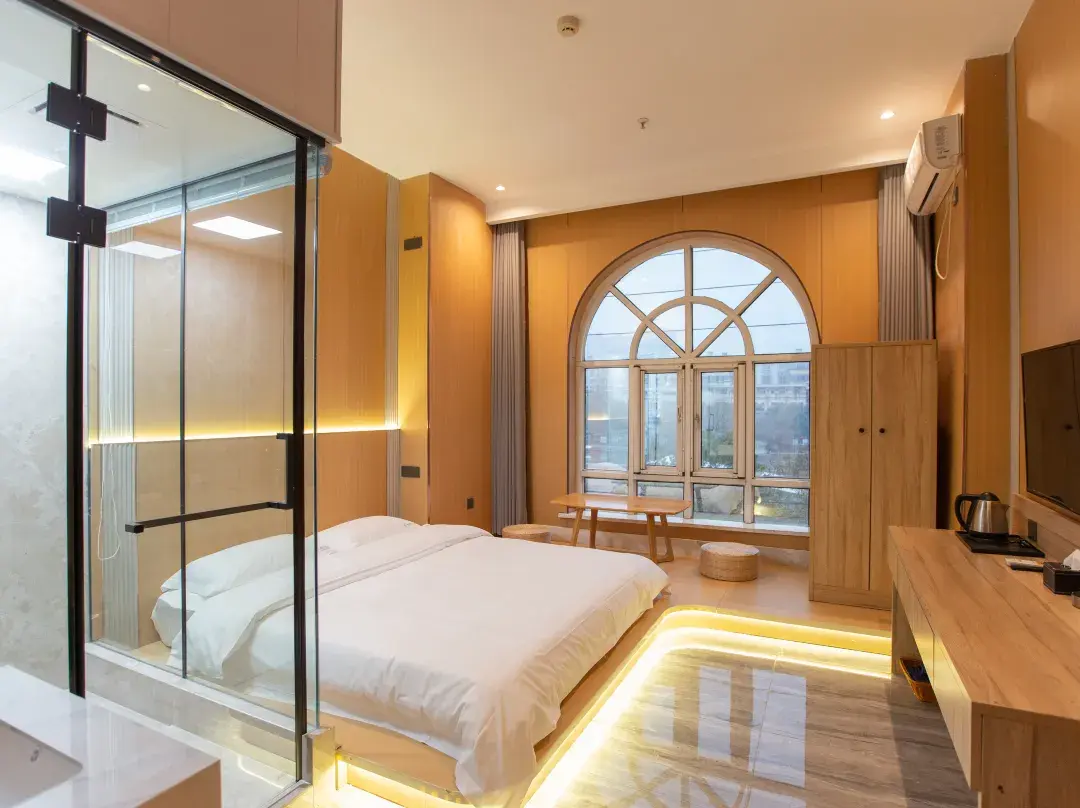 Yulian Tree Smart Hotel - Xinyang