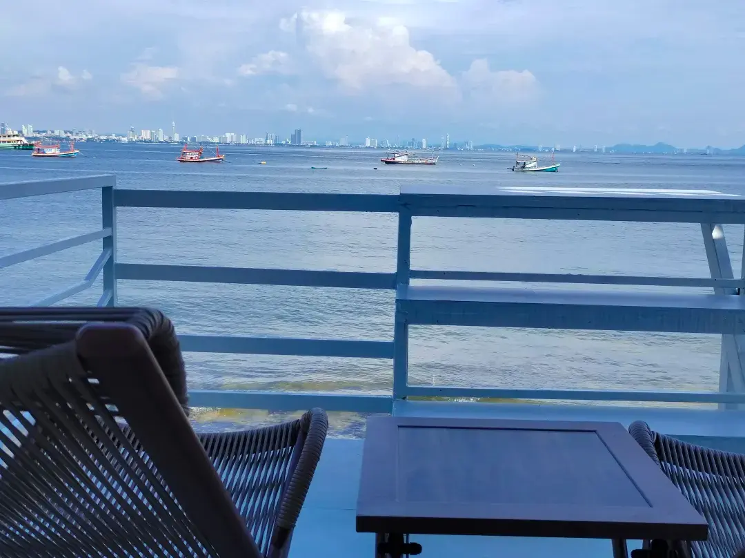 Rock Resort Koh Larn - Jomtien