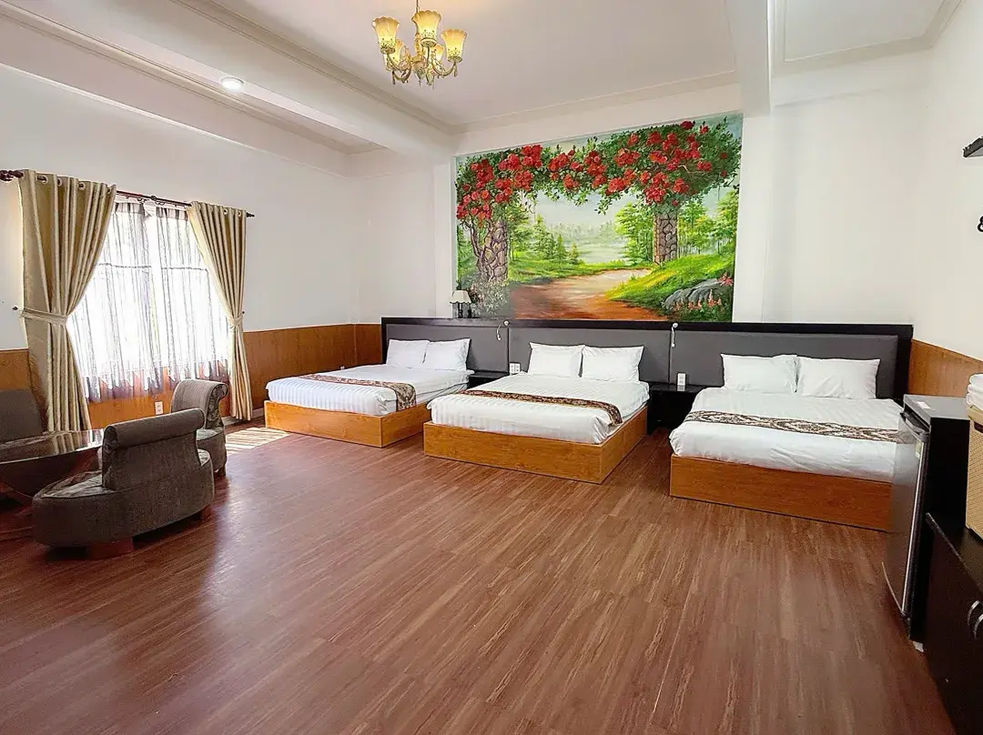 Lilly Hotel Da Lat - Dalat