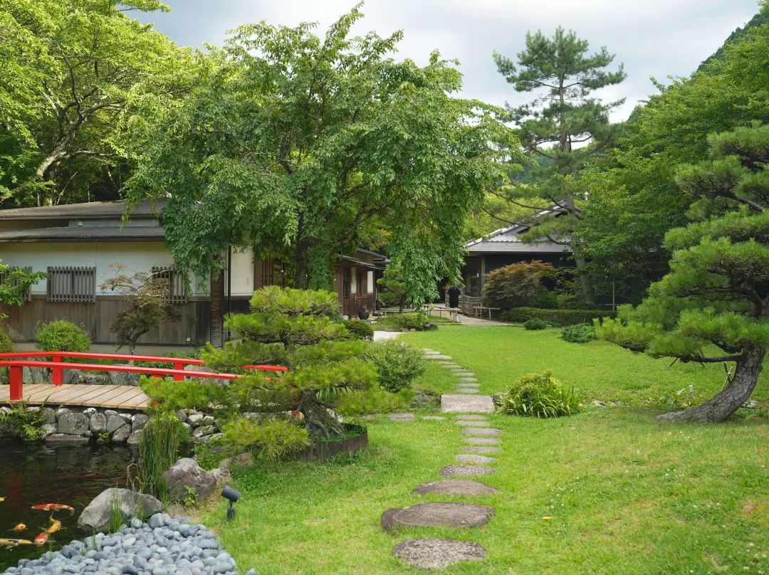 Oukai Villa Izumi - Osaka Prefecture, Japan