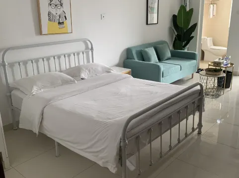 Quanxin Homestay - Hong Kong