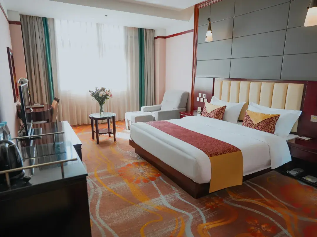 Huayi Business Hotel - Kunming
