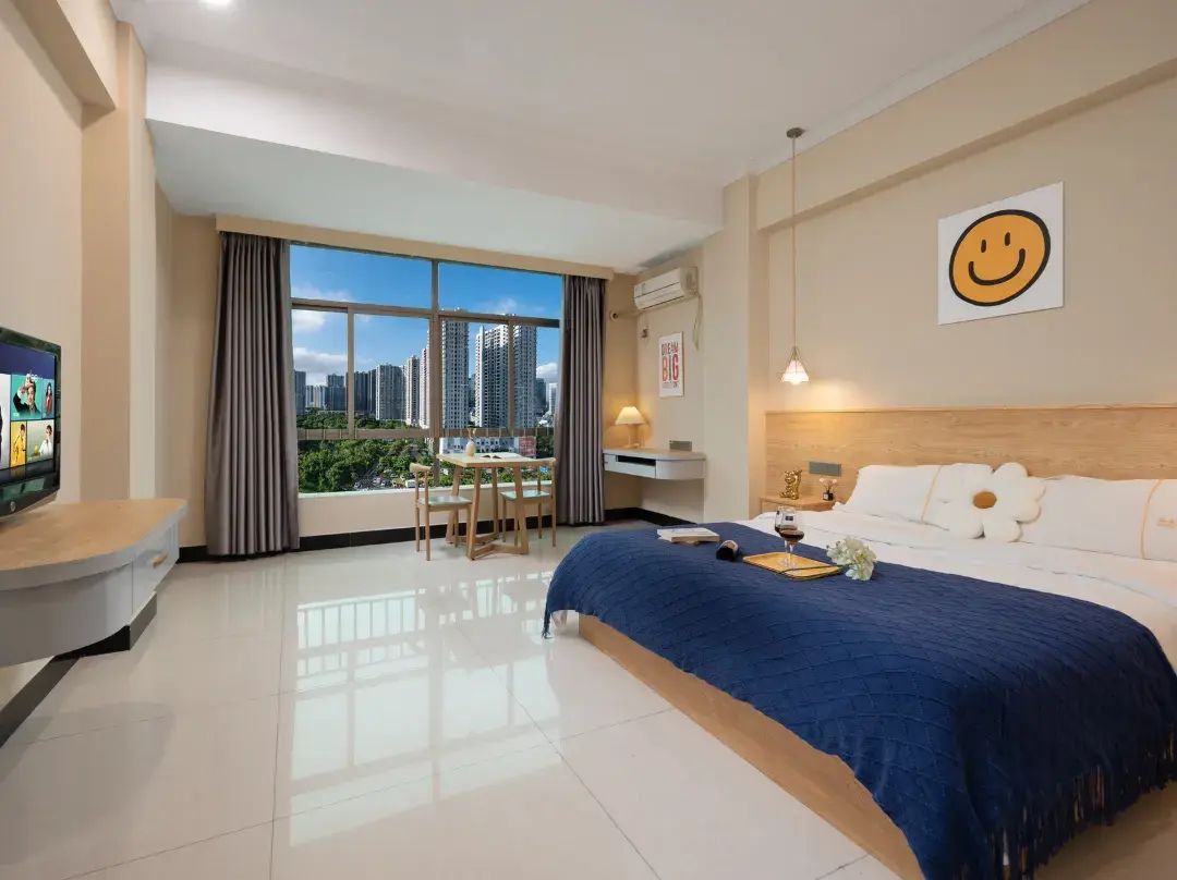 Yufeng Hotel - Yunfu