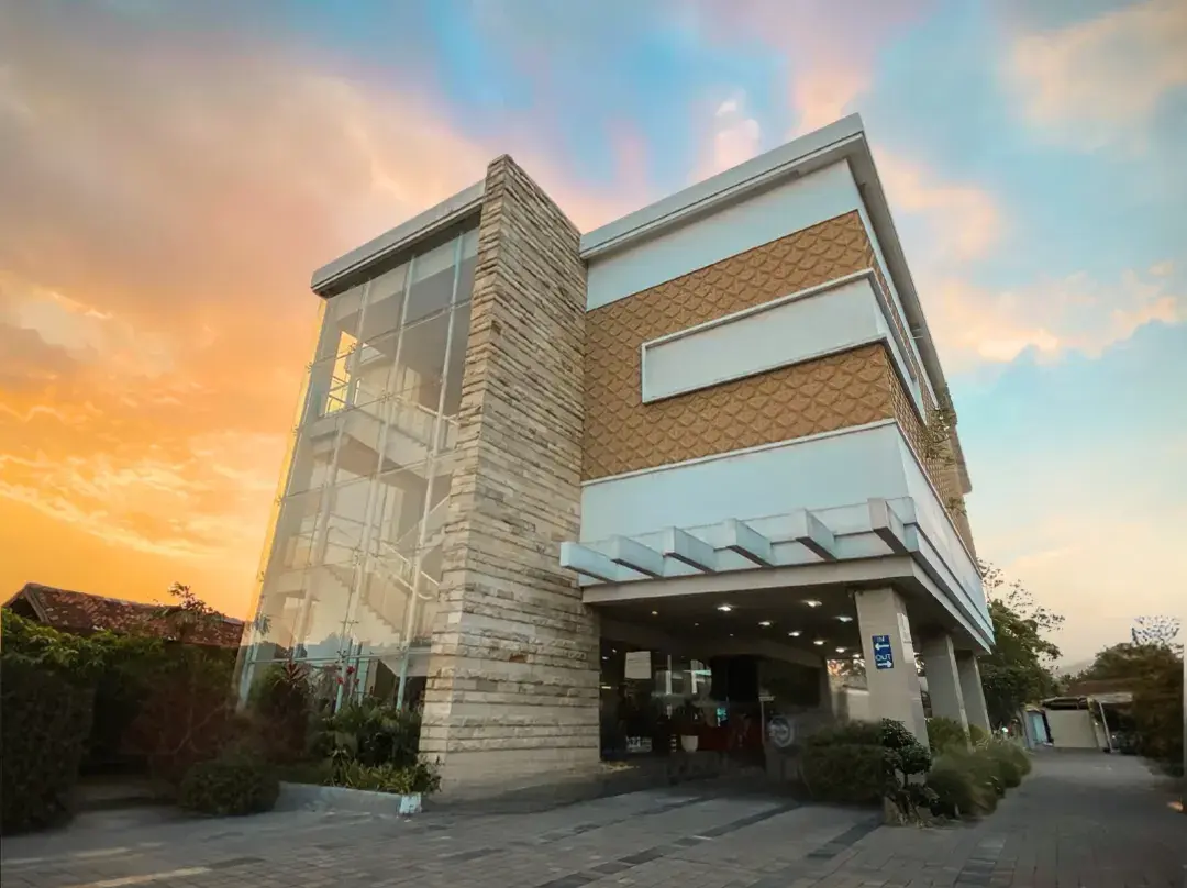Vrata Hotel Yogyakarta - Yogyakarta