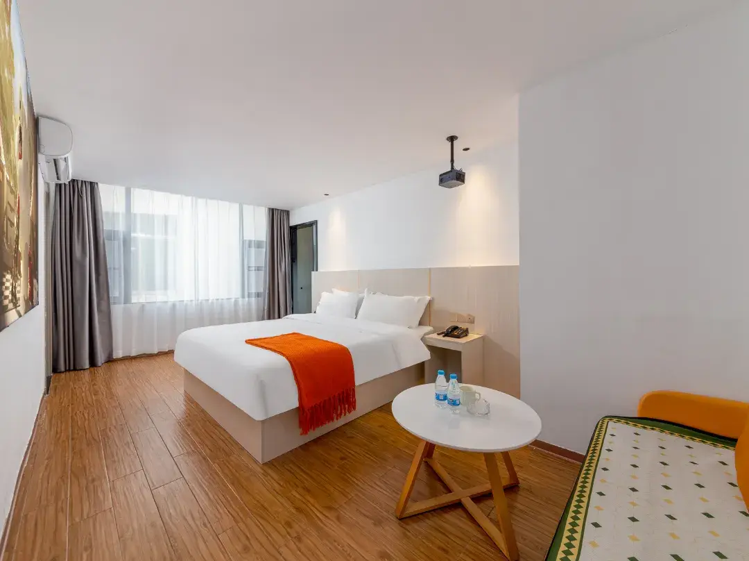 Yuanyue Hotel - Haikou