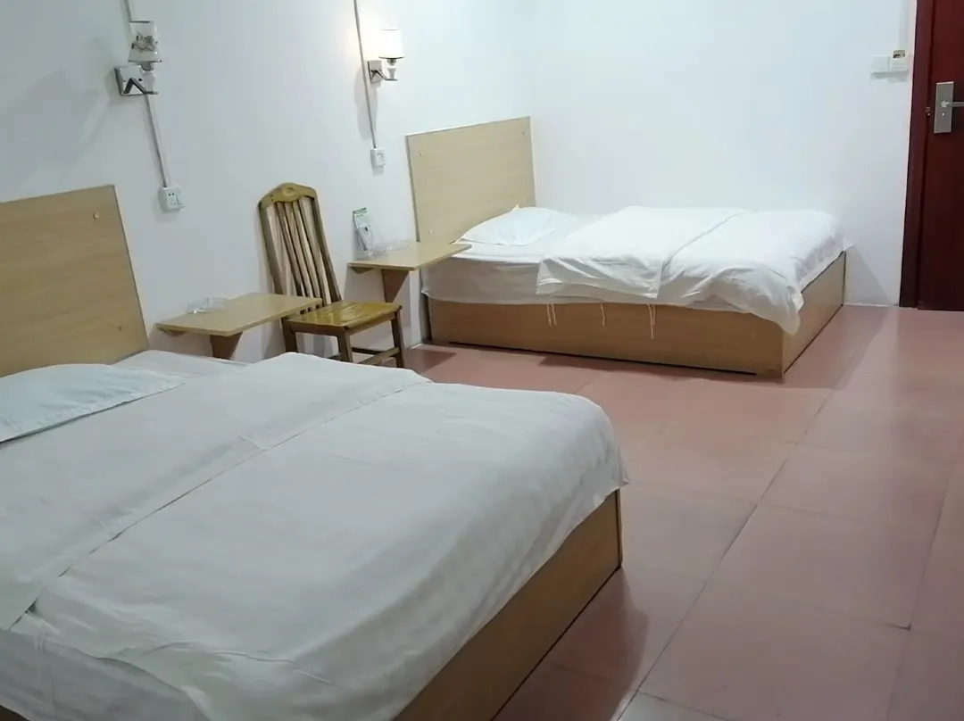Luzhou Luxing Hotel - Wuzhou