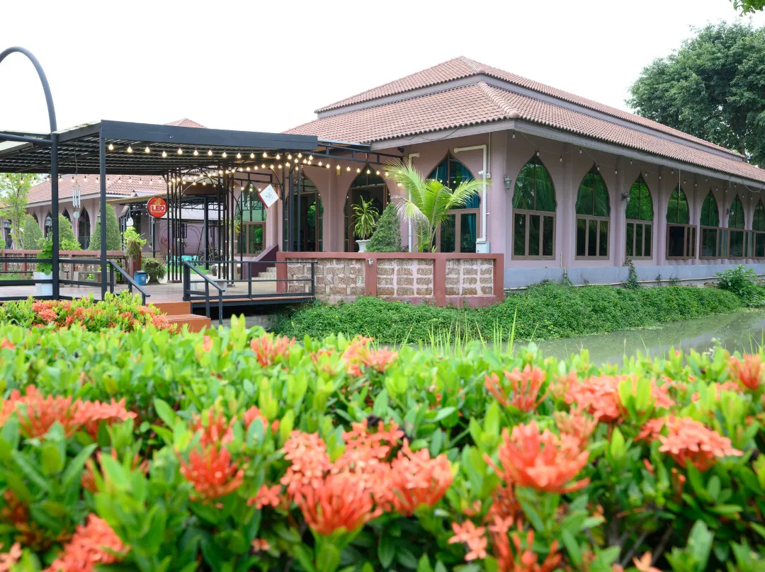 Busaya Resort & Cuisine - Ratchaburi