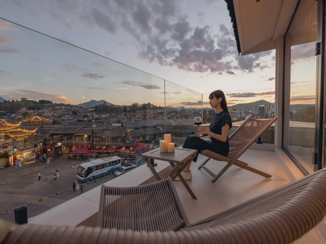 Echo Liangqi Mountain House · You Island | Comfortable Evening Wind · Snow Mountain View - Lijiang