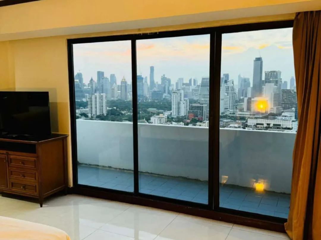 Omni Tower Serviced Apartment - Bangkok