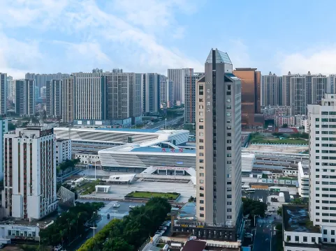 Xana Hotelle （Maoming High-speed Railway Station North Plaza Branch） - 