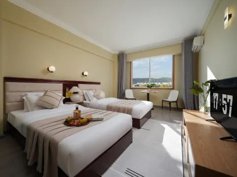 Fushan Boutique Hotel - Dali