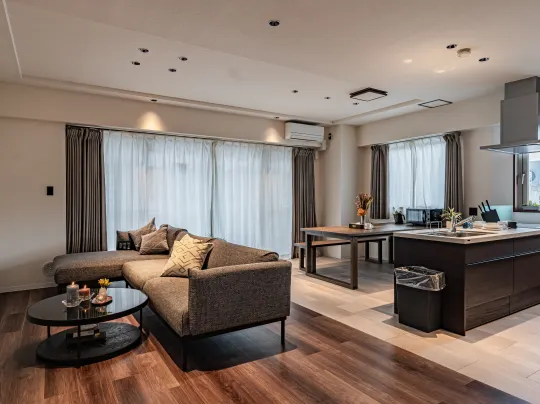 Apartment Hotel 11 Shinsaibashi Amemura - Osaka, Japan