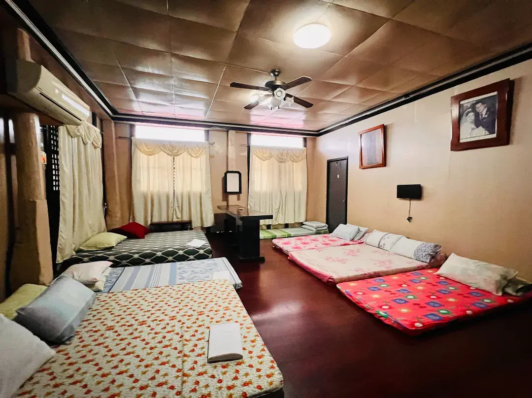 King Henry's Transient Rooms - 美岸