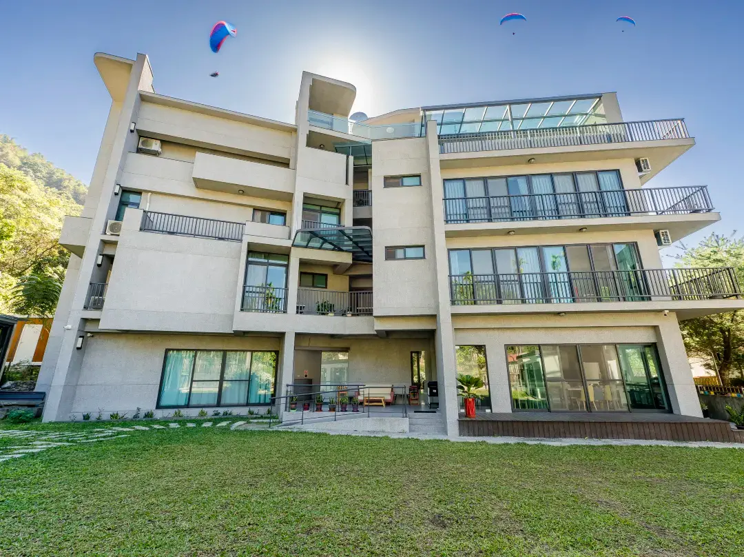 Hills Valleys - Yuchi Township