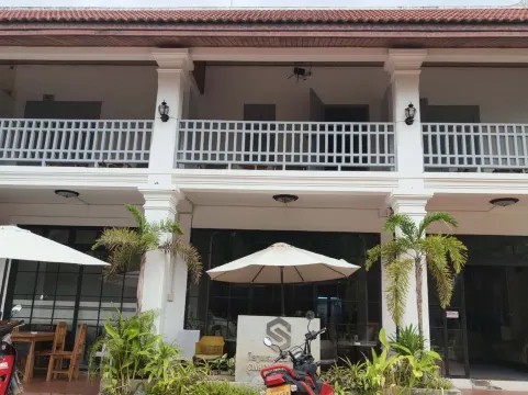 Sinh Chalern Hotel - Luang Prabang