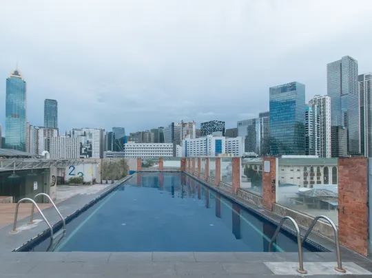 Reddoorz Premium @ Mytown New York - Taguig