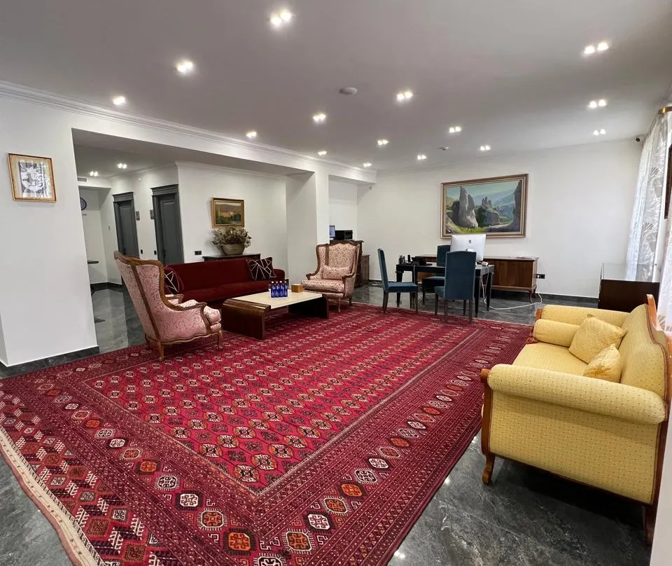 Plaza Viktoria Hotel Yerevan - Yerevan