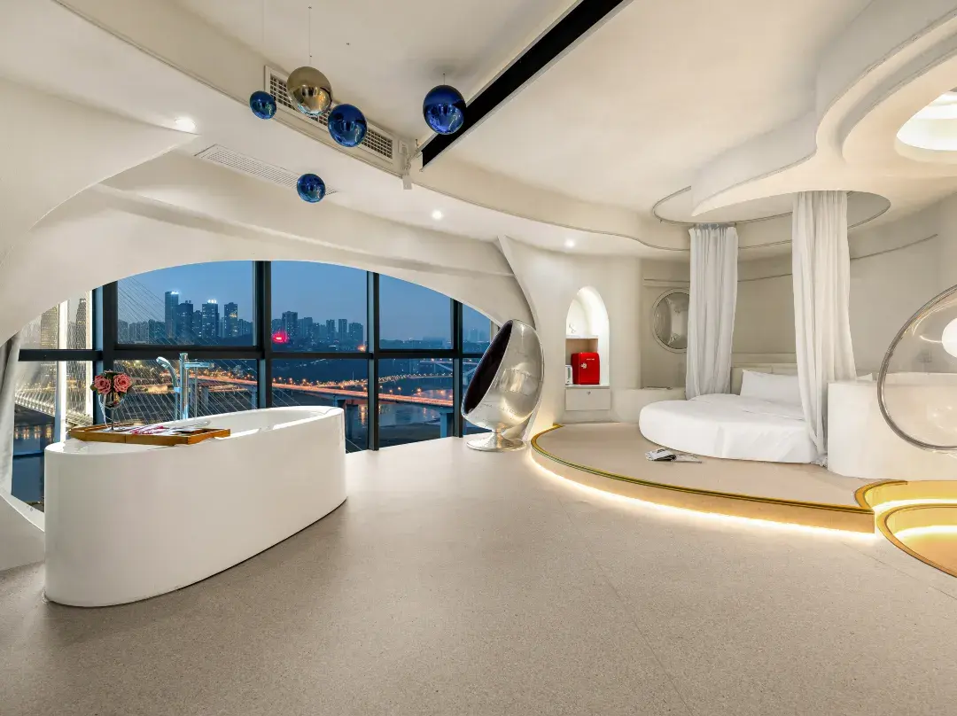 Under The Empty Mountain· Idle Resort Hotel - Chongqing