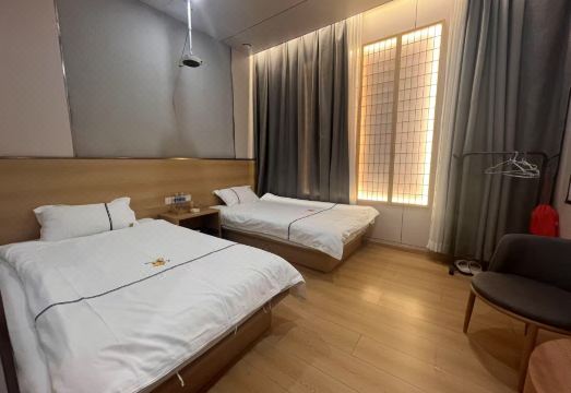 Anzhu Hotel (Jiefangbei)(安住酒店(解放碑店)), Chongqing - Latest Prices and ...