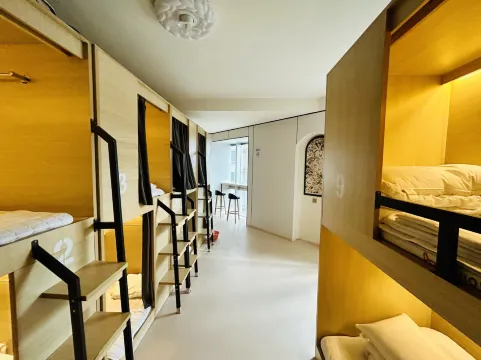 Xiangyang Female Only Hostel ) - Xi'An