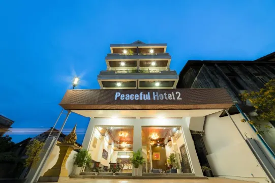 Peaceful 2 Hotel - Wientian
