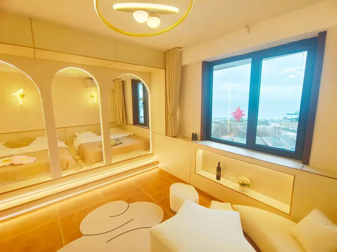 Yuehai Xiaozhu Scenic Apartment - Qingdao
