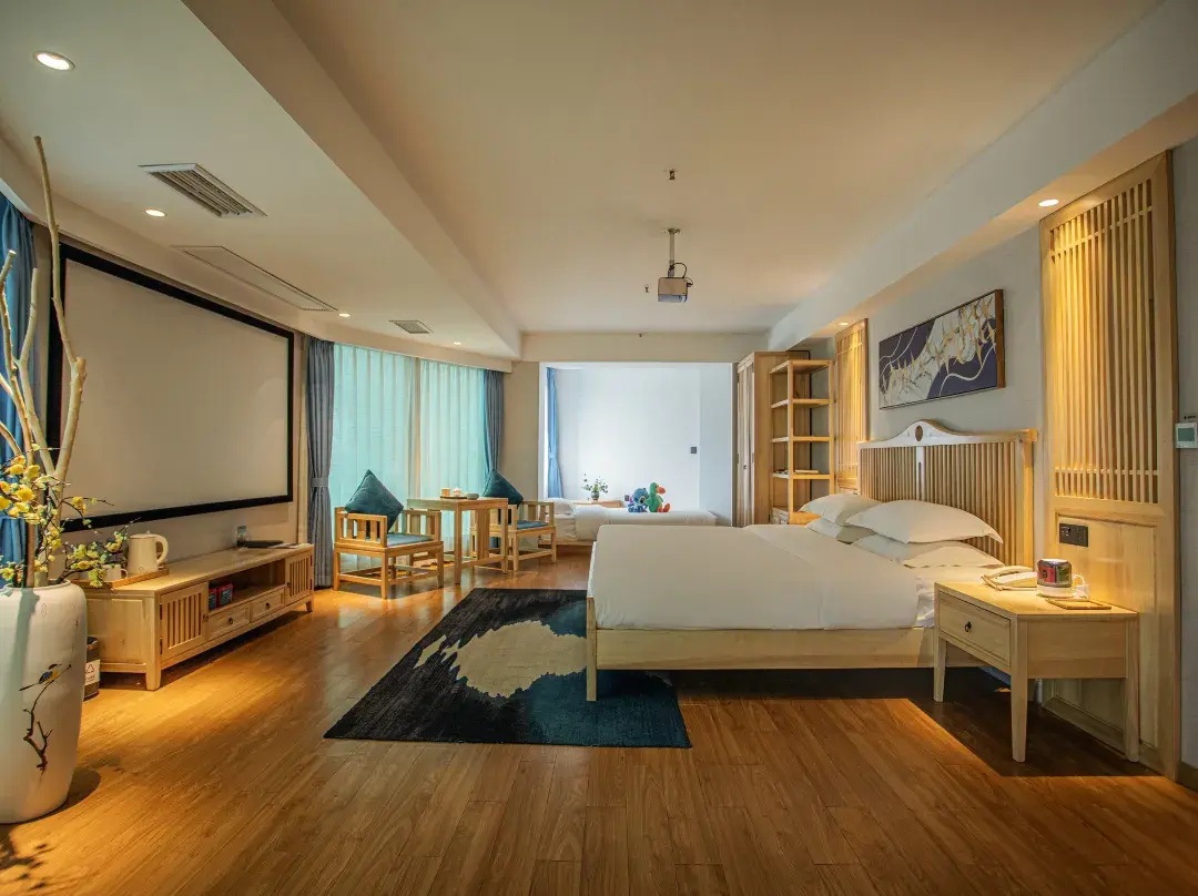 Guanghan Runhan Hotel ) - Deyang