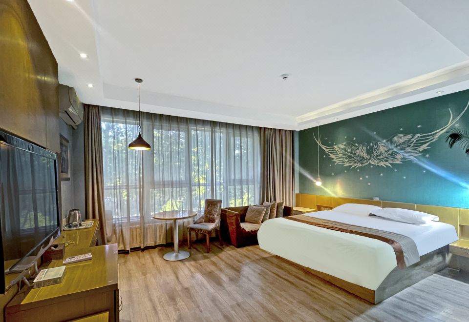 Guihe Business Hotel(济南贵和精品酒店（济南西站会展中心店）), Jinan - Latest Prices and ...